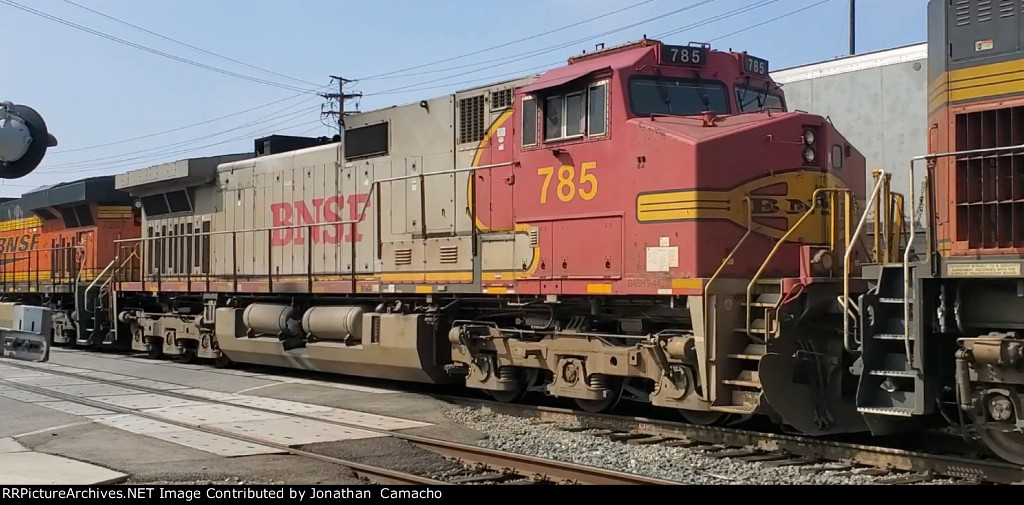 BNSF 785